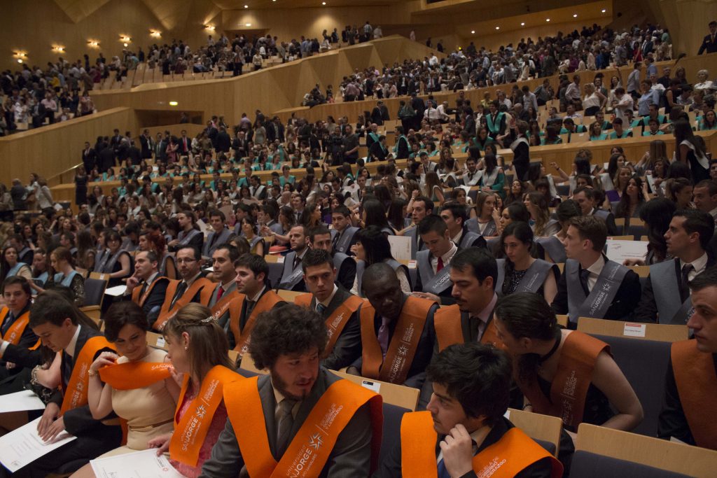 Galería fotográfica de la graduación 2014 en la USJ
