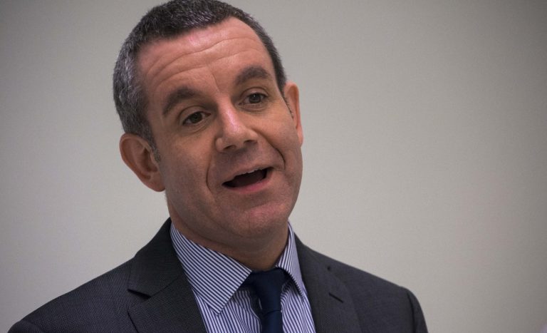 Paul Rowe visits FCOM